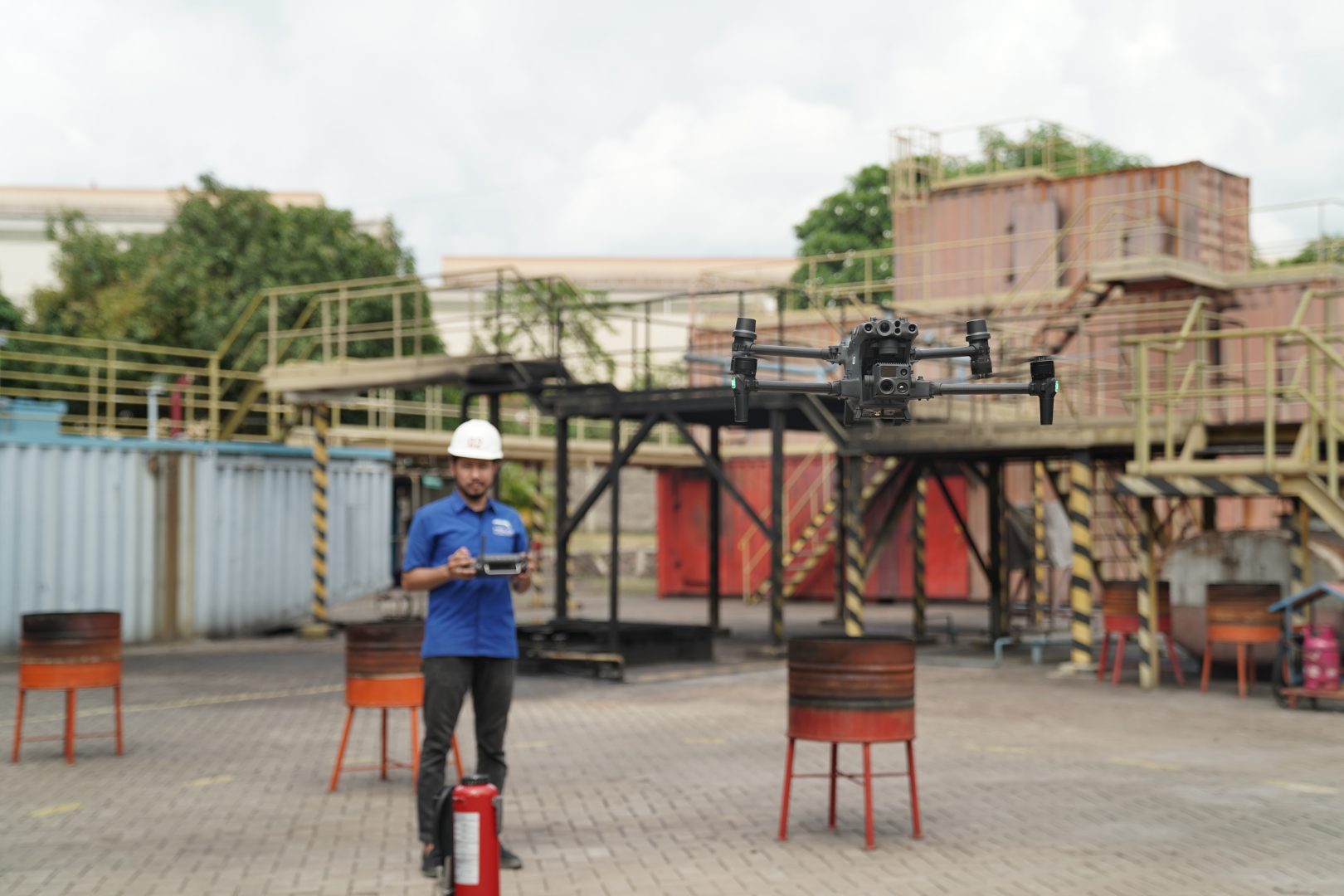 Drone DJI Matrice 30: Inovasi untuk Pemantauan Kebakaran atau Fire ...